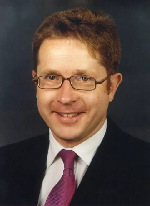 In memory of Iain Davies - News - Gateley